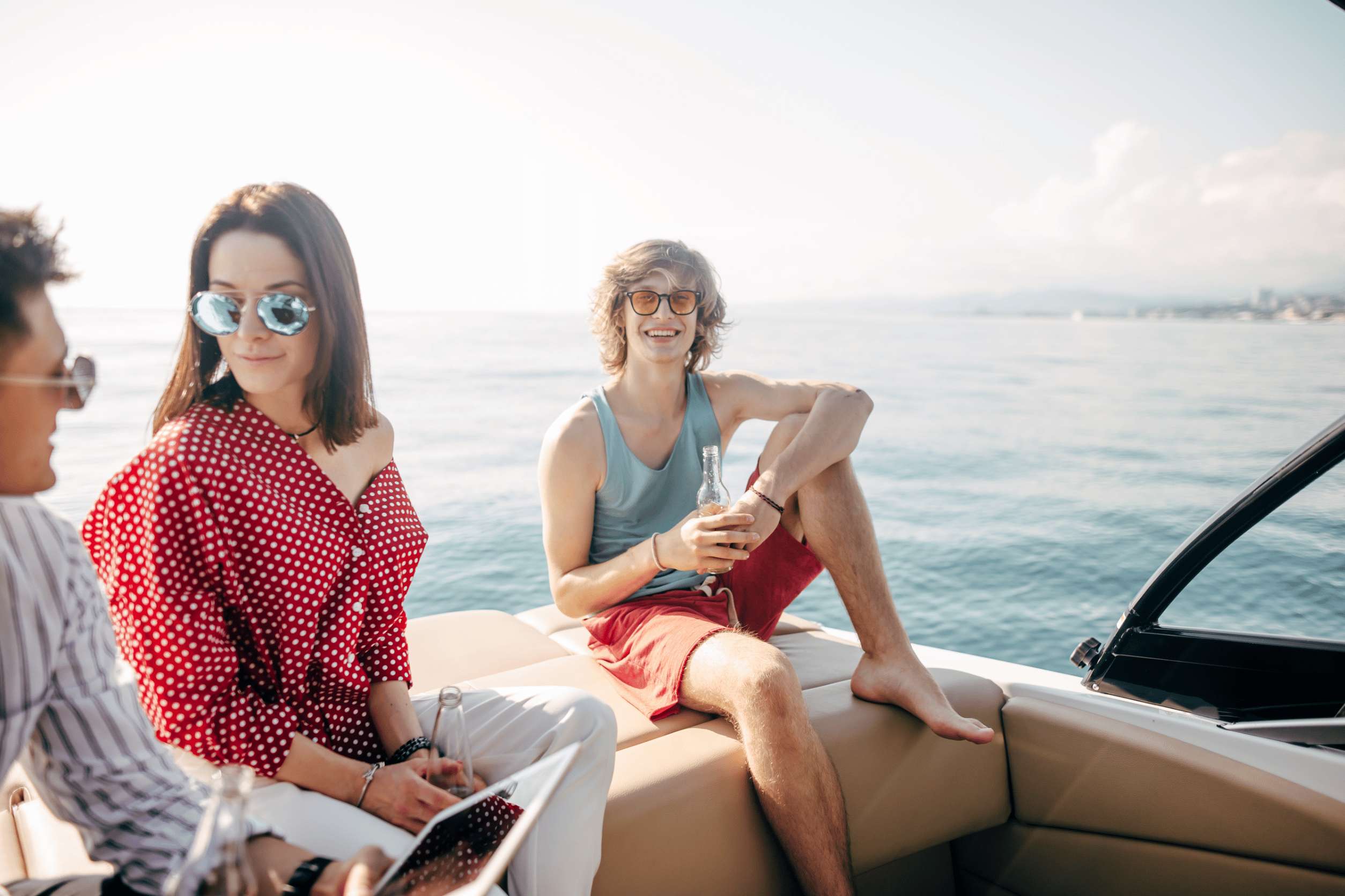 Drinking on a Boat in CO: What Are the Rules?